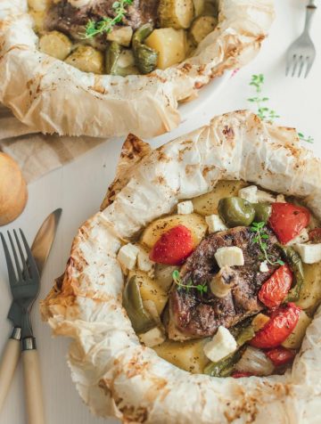 Kleftiko - Greek Lamb With Vegetables (2 ways) - Real Greek Recipes